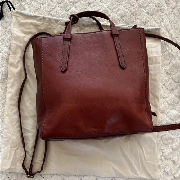 Fossil | Bags | Fossil Camilla Convertible Large Leather Backpack Never ...